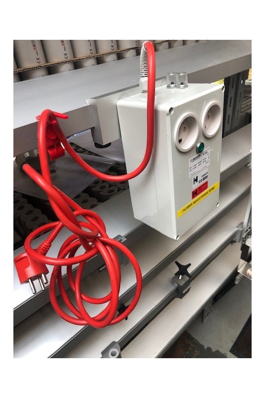 Danish hospital power cord, red angled: Length 2 m B + C Red, C13